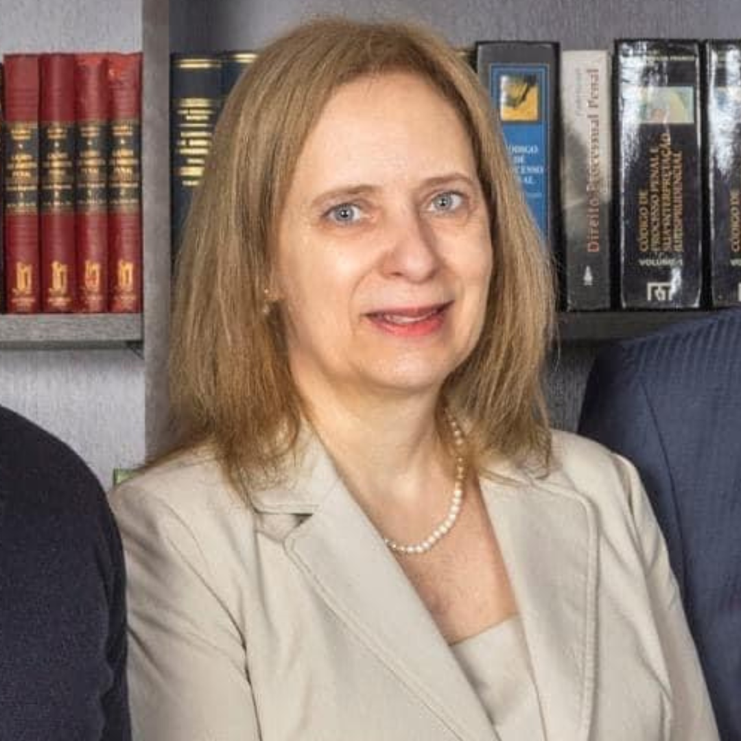 Prof. Débora Parentoni - Parentoni Attorneys at Law